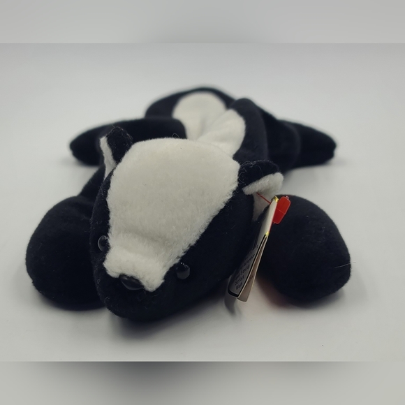 Ty | Toys | Ty Beanie Babies Stinky The Skunk Retired 998 11 Mwmt ...